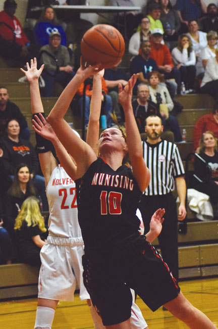 Munising’s Megan Matson, Taylin Behning, Superior Central’s Emma Rutter ...